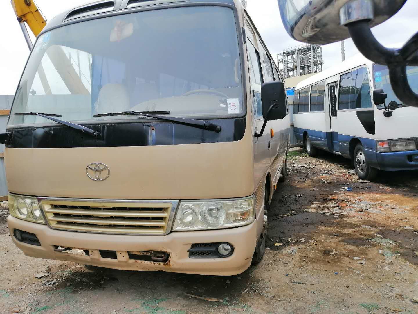 coaster mini bus مستعملة باصات النقل الداخلي Toyota coaster bus 29 to bus